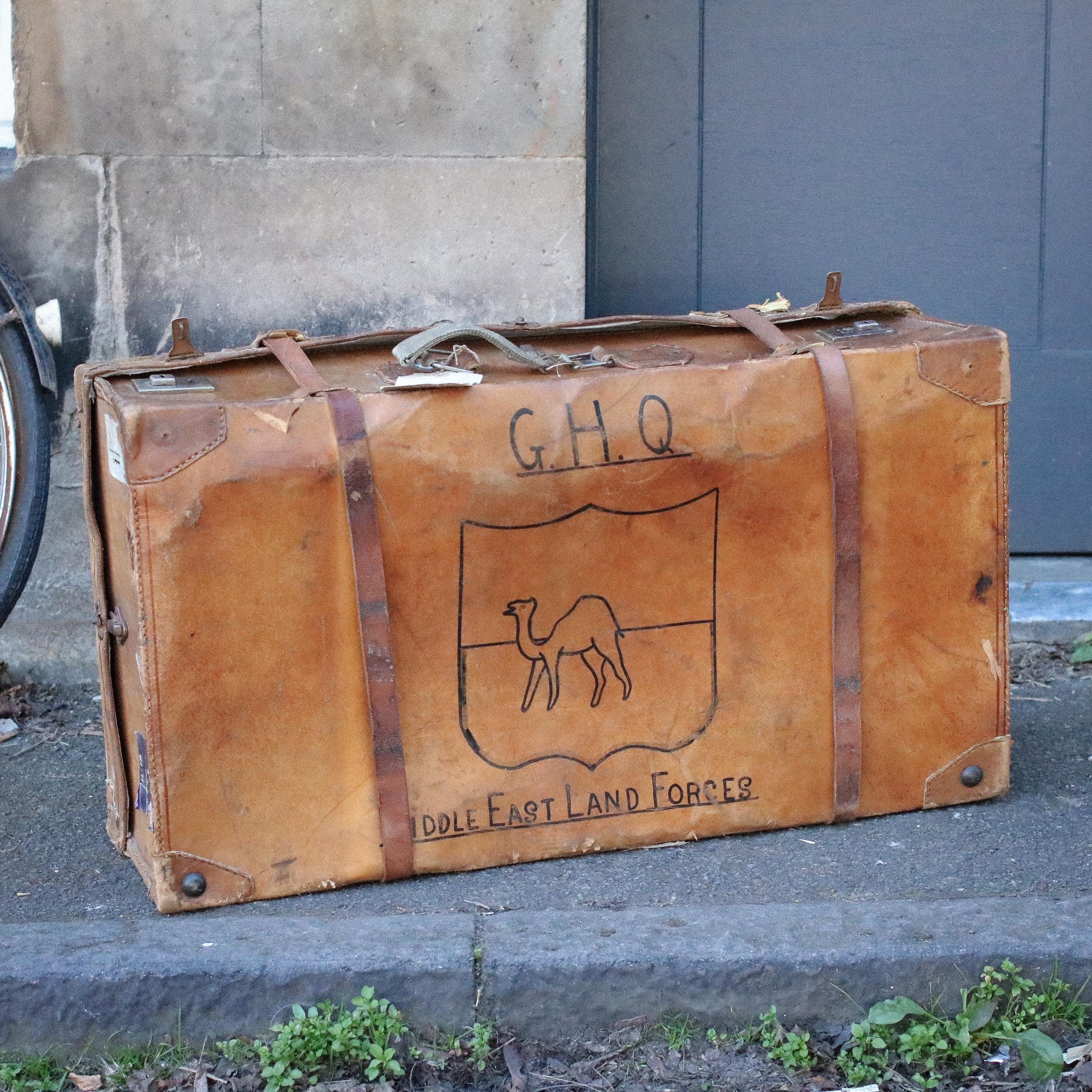 Antique Wooden Framed Steamer Trunk – CIRCUS Vintage & Curios