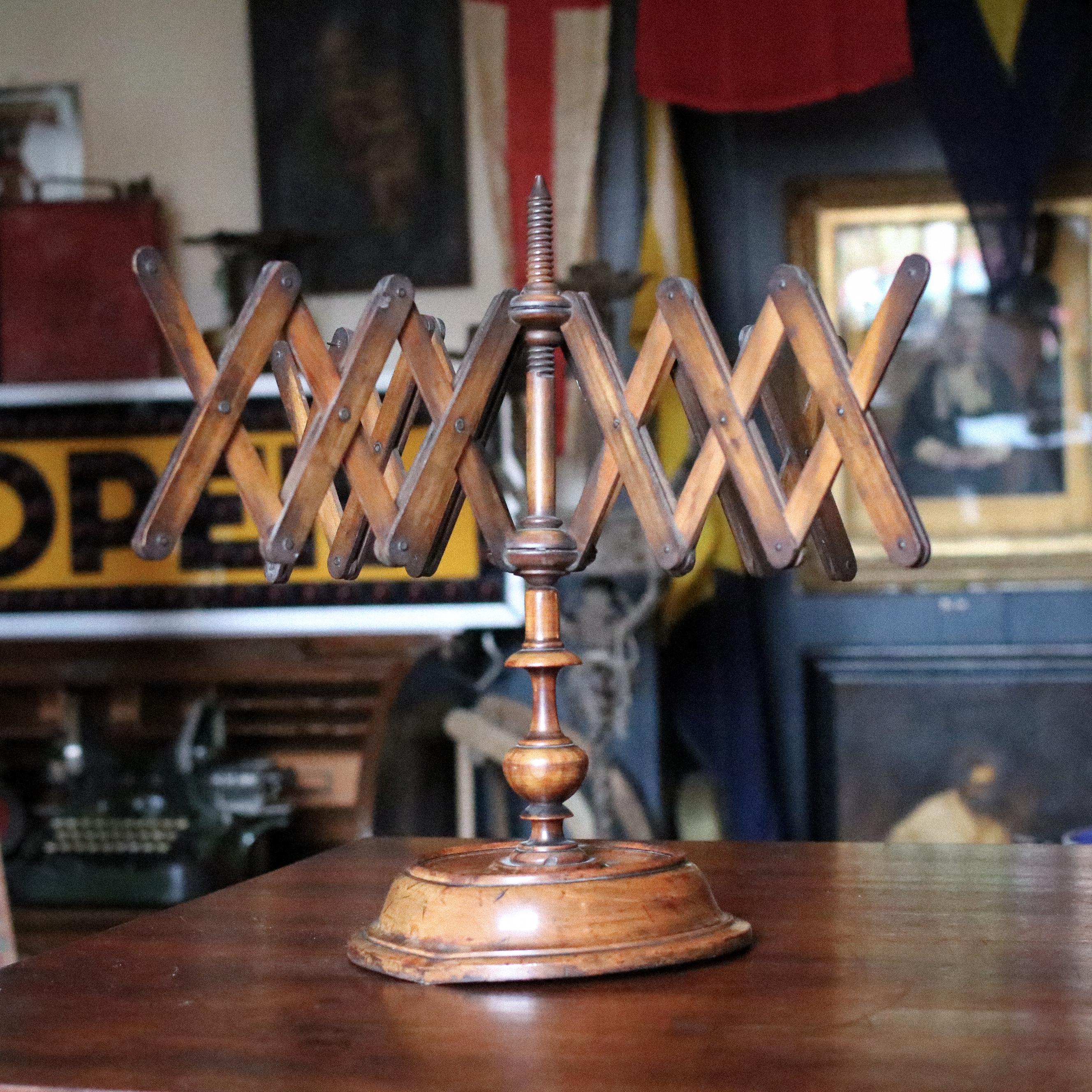 Antique Wooden Swift Yarn Winder on Stand – CIRCUS OF CURIOS